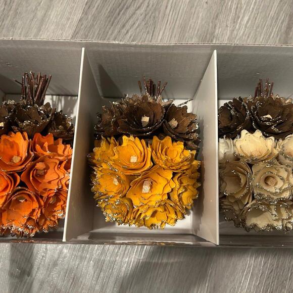 Rachel Ashwell | Accents | Shaved Wood Floral Rosette Fall Acorn Decor ...